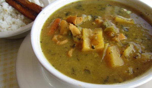 CONCH SEASON OPENS IN BELIZE! BOUNTY OF THE SEA - Maya Walk