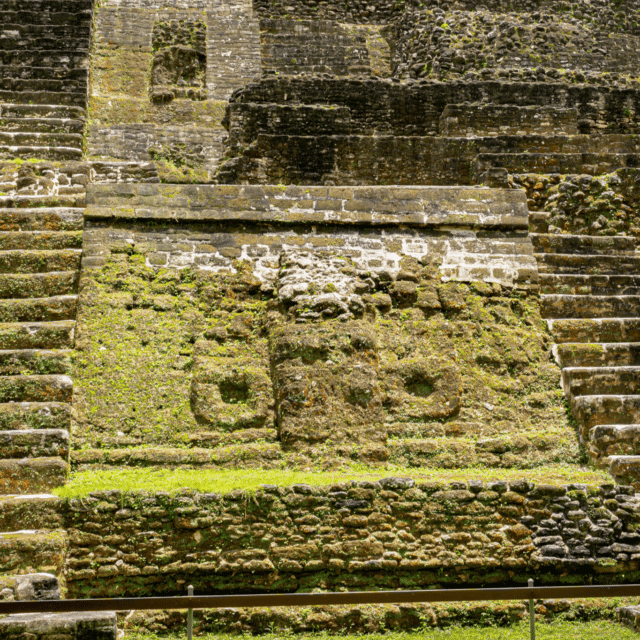 Lamani Belize- Lamanai Maya Site Tour